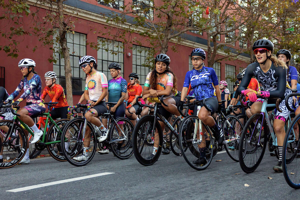 This wild bike race takes over SF's Mission District