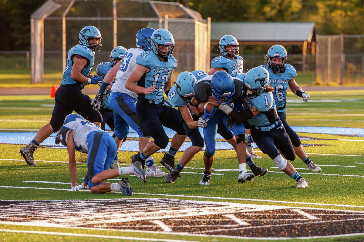 Football Roundup: Freeland wins huge, BCW blanks TCW