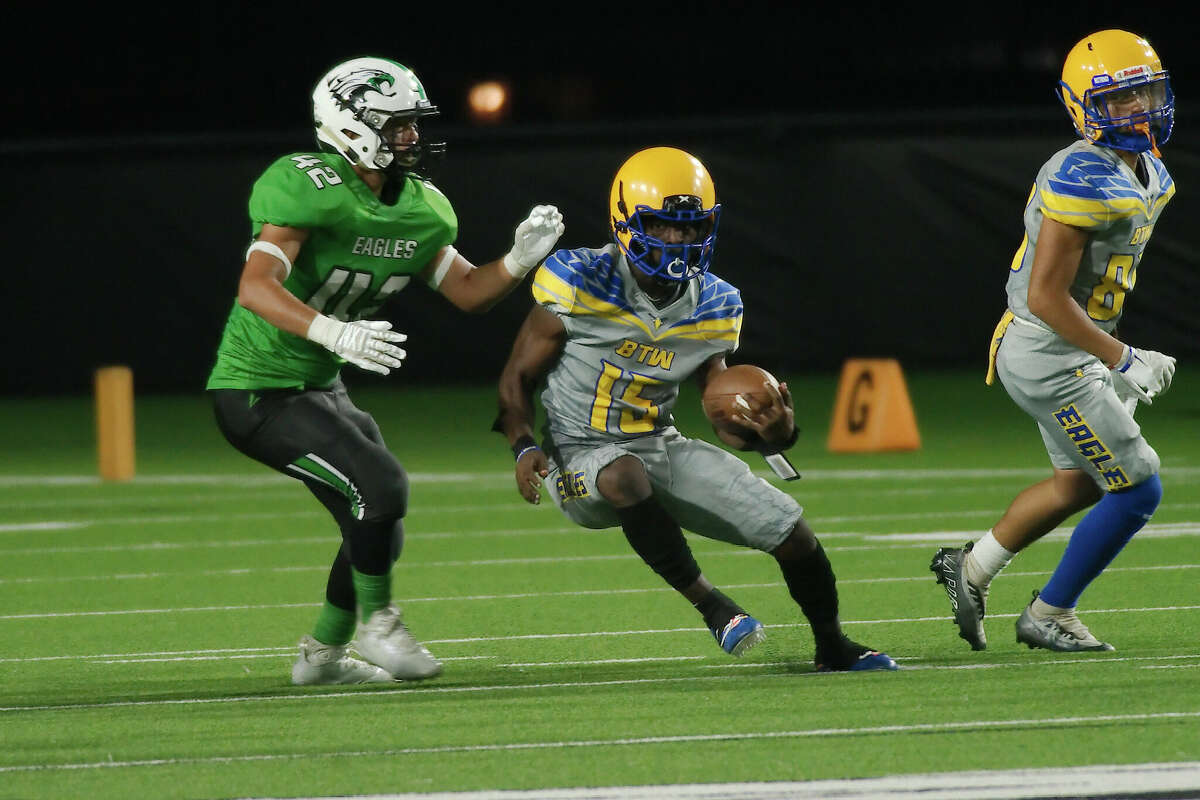 Andre Walker II, Washington put down Pasadena