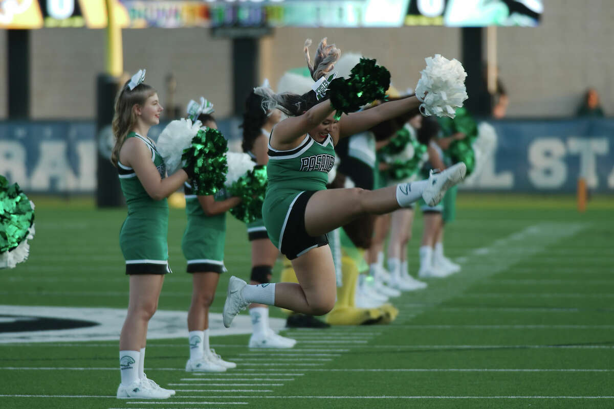 Andre Walker II, Washington put down Pasadena