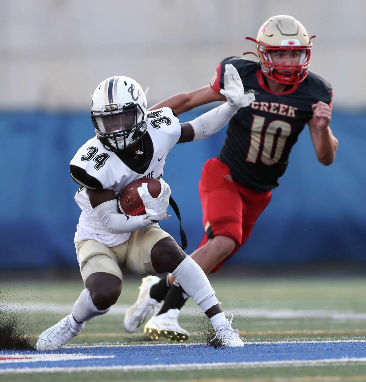 Conroe Tigers roll past Caney Creek Panthers