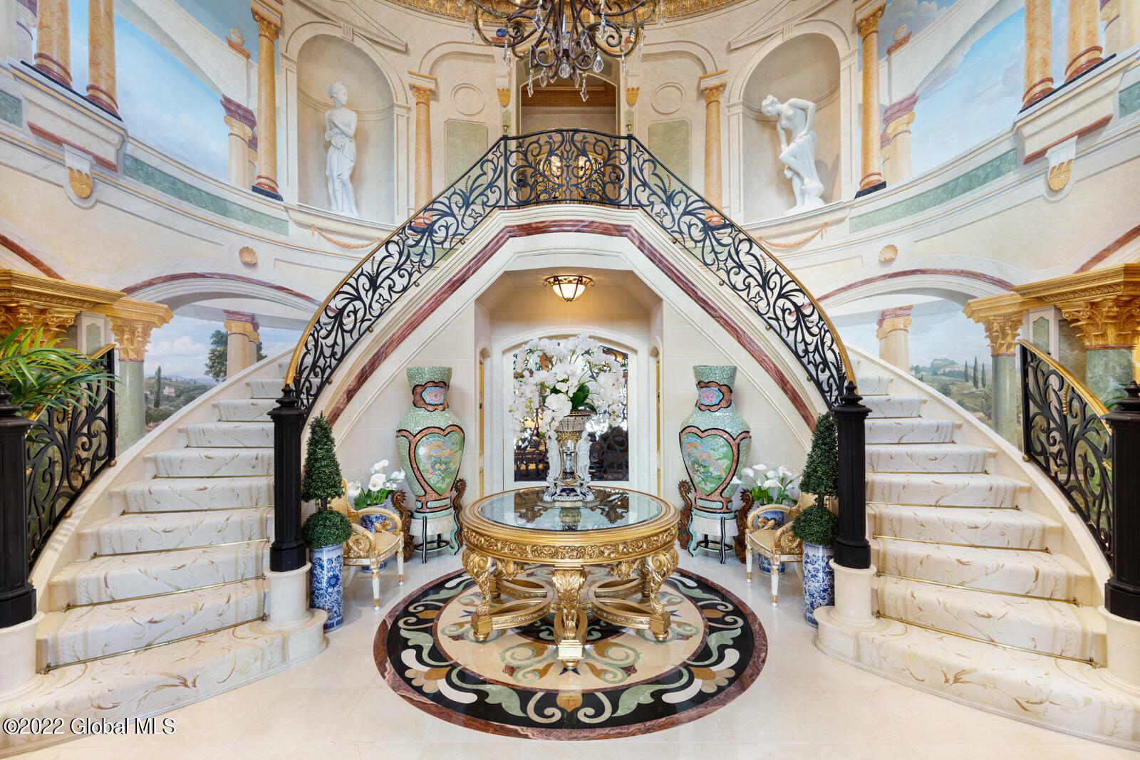 Lake George resident wins $6.7M 'Palazzo Riggi' bid