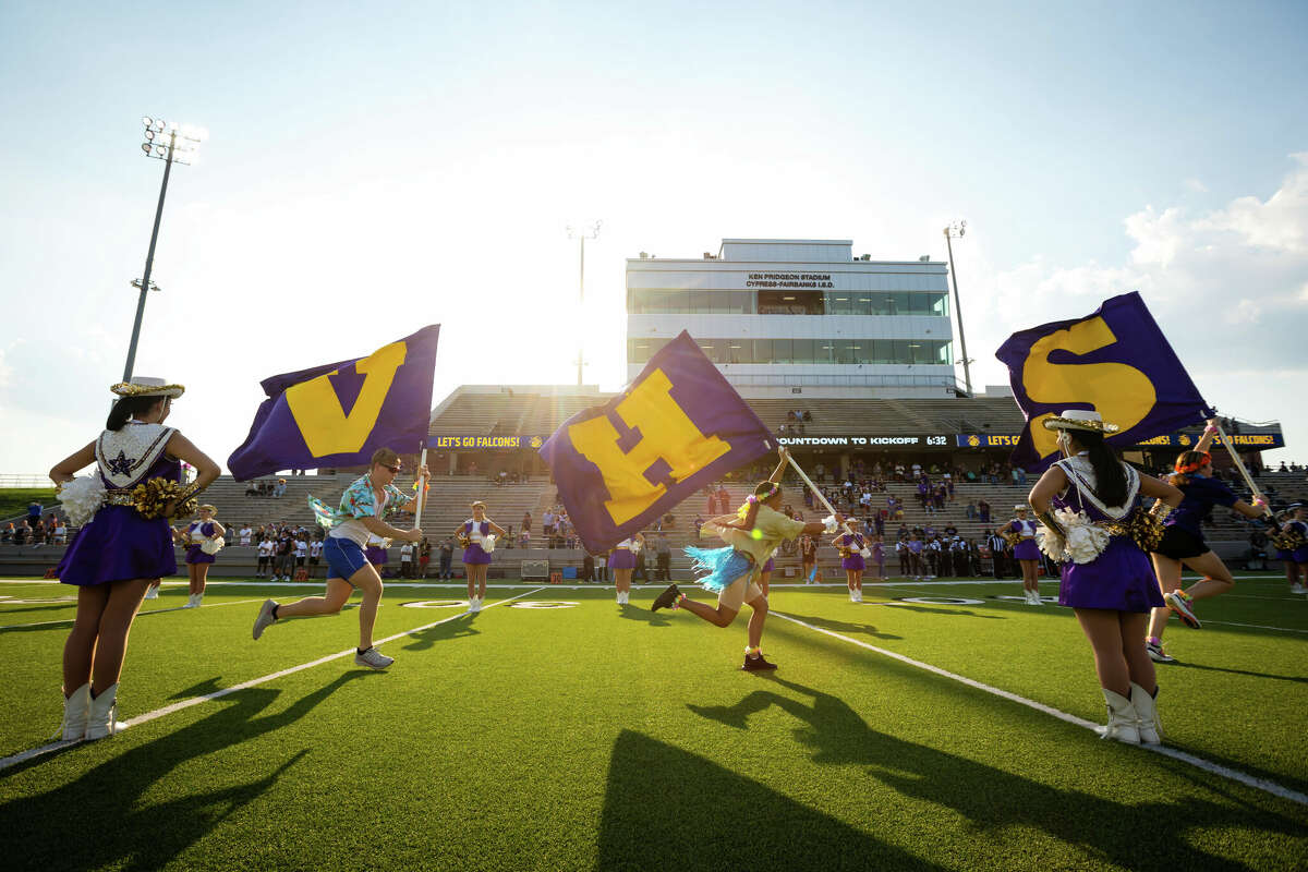 Jersey Village Falcons topple Cypress Springs Panthers