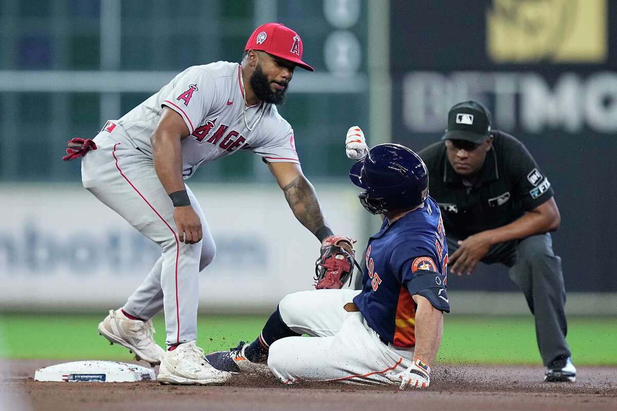 Astros outslug Angels, hit 5 homers in series finale
