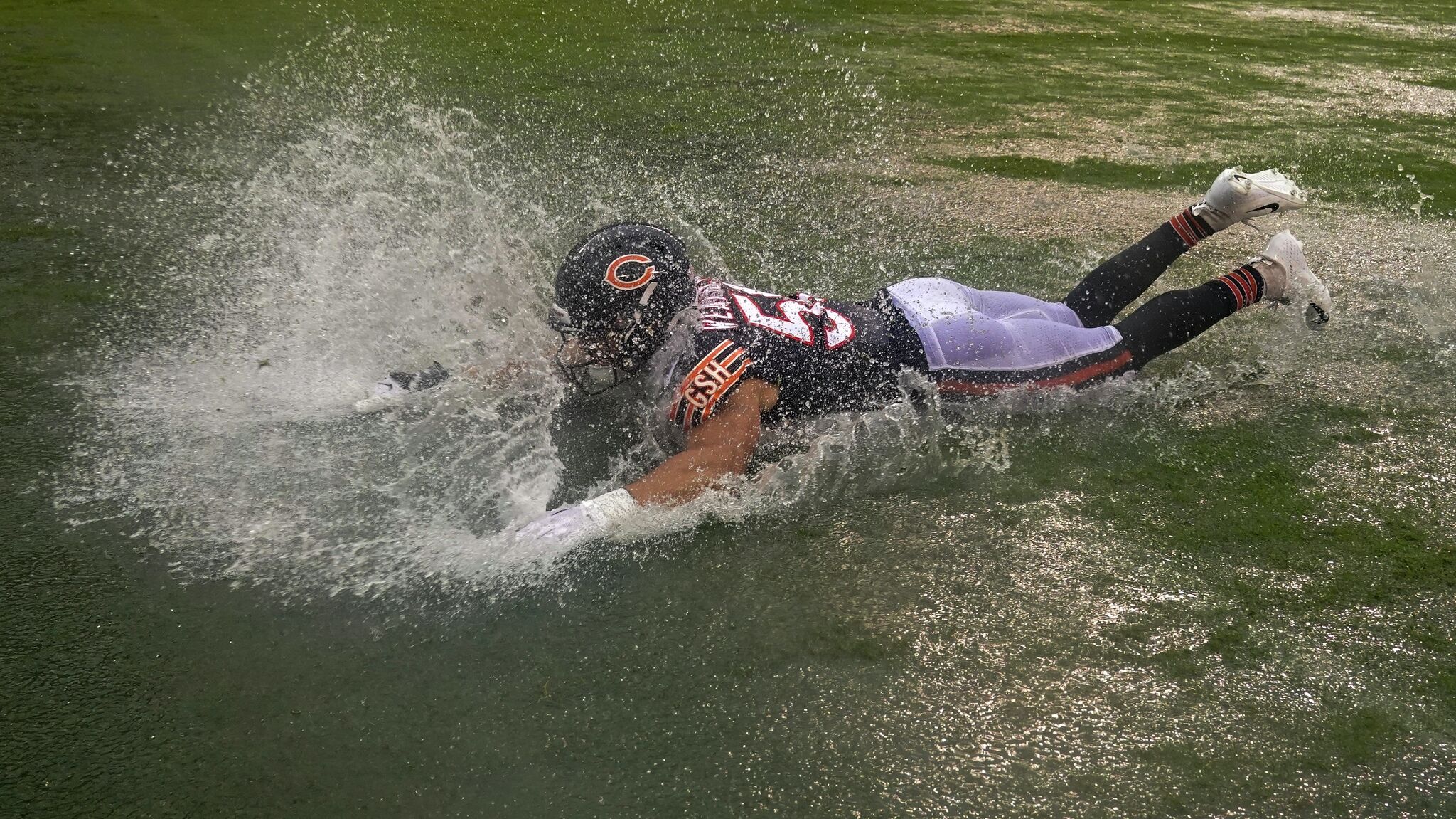 49ers, Bears played in shocking conditions as rain flooded Soldier ...