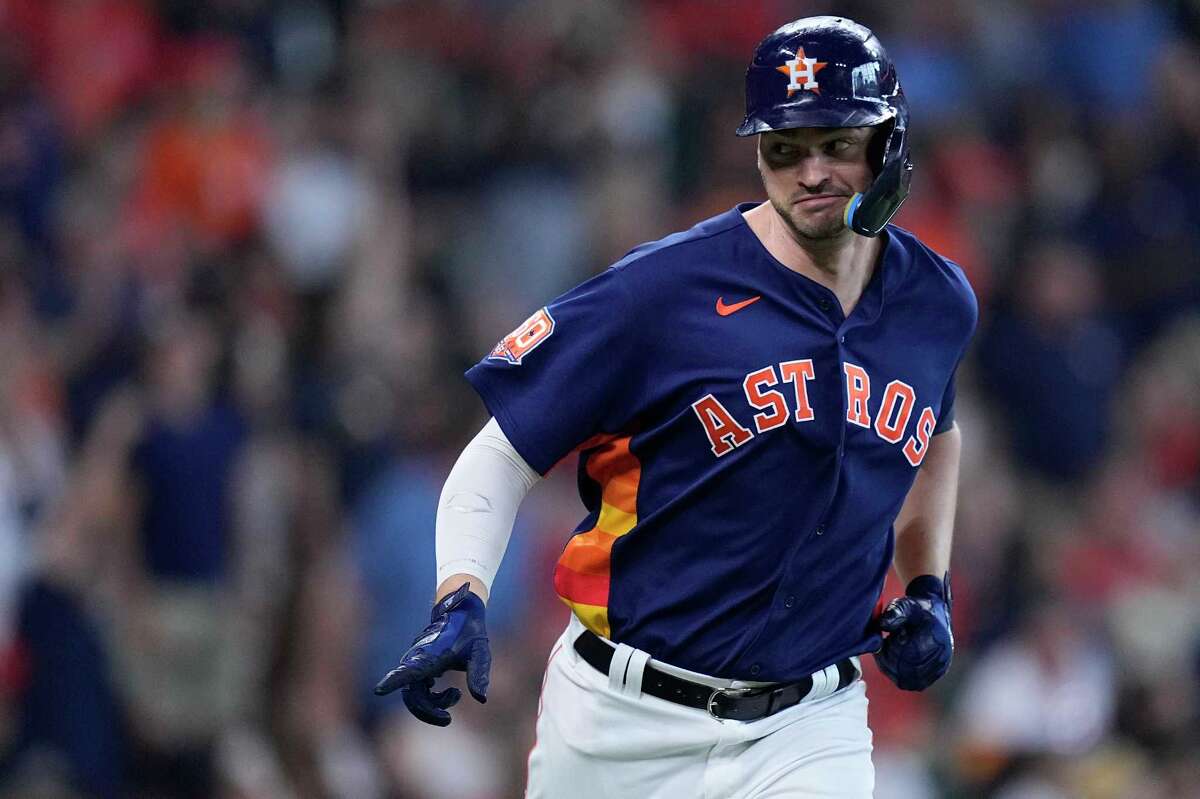 Astros outslug Angels, hit 5 homers in series finale