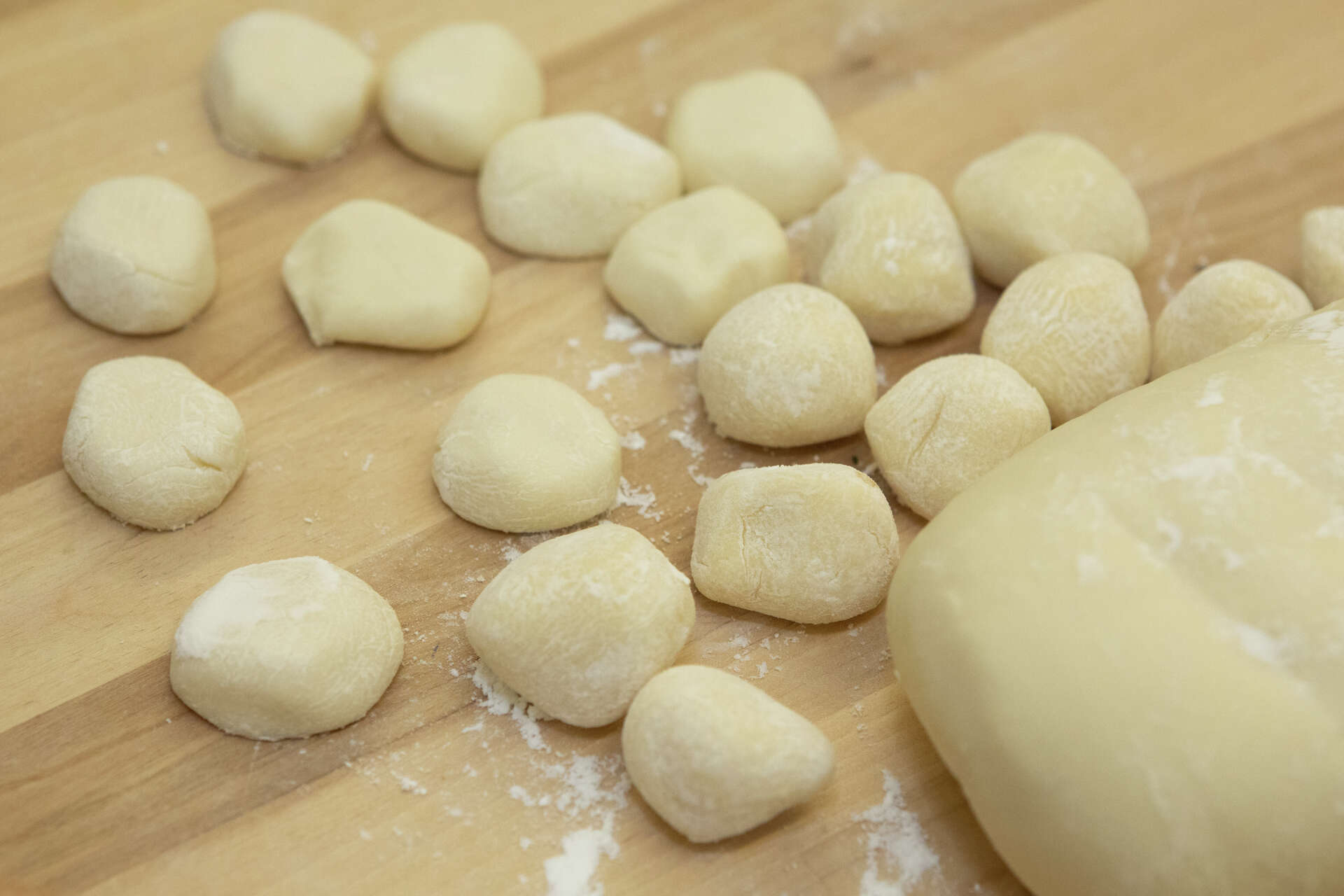 SF's new dumpling darling uses mac 'n' cheese, bulgogi fillings