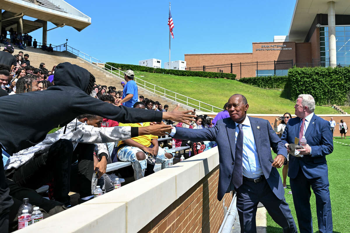 NASA replicates JFK’s calls for moon exploration at Rice University