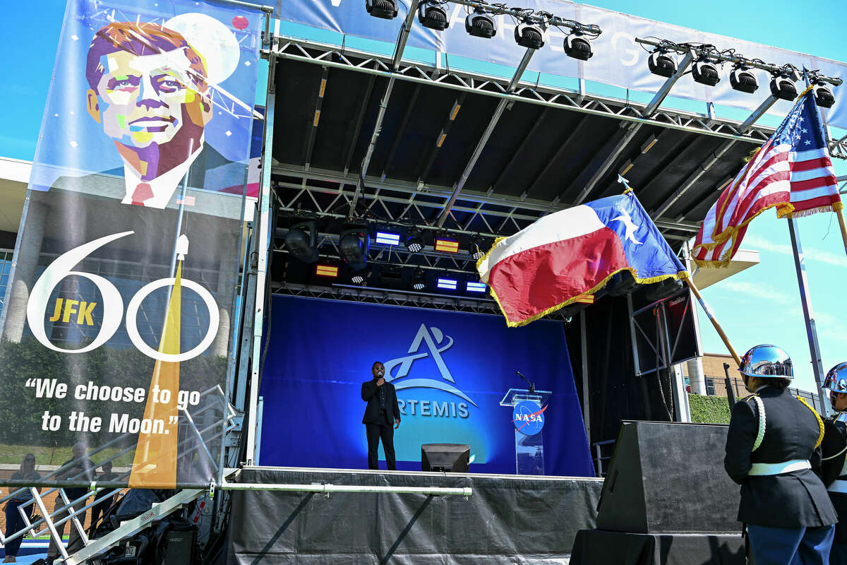 NASA replicates JFK’s calls for moon exploration at Rice University