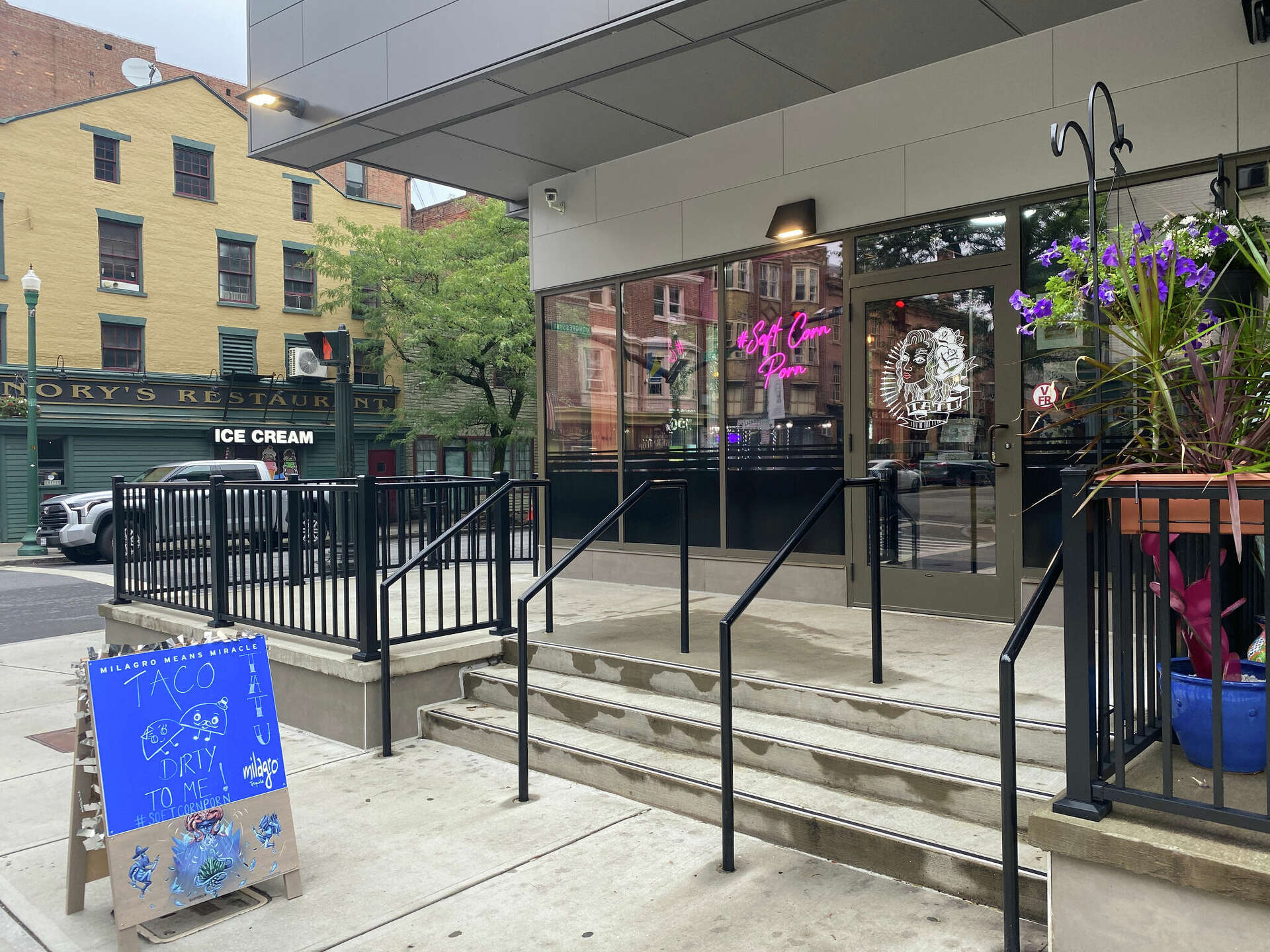In Troy, Flour Bender Bakeshop opens as Tatu Tacos will close