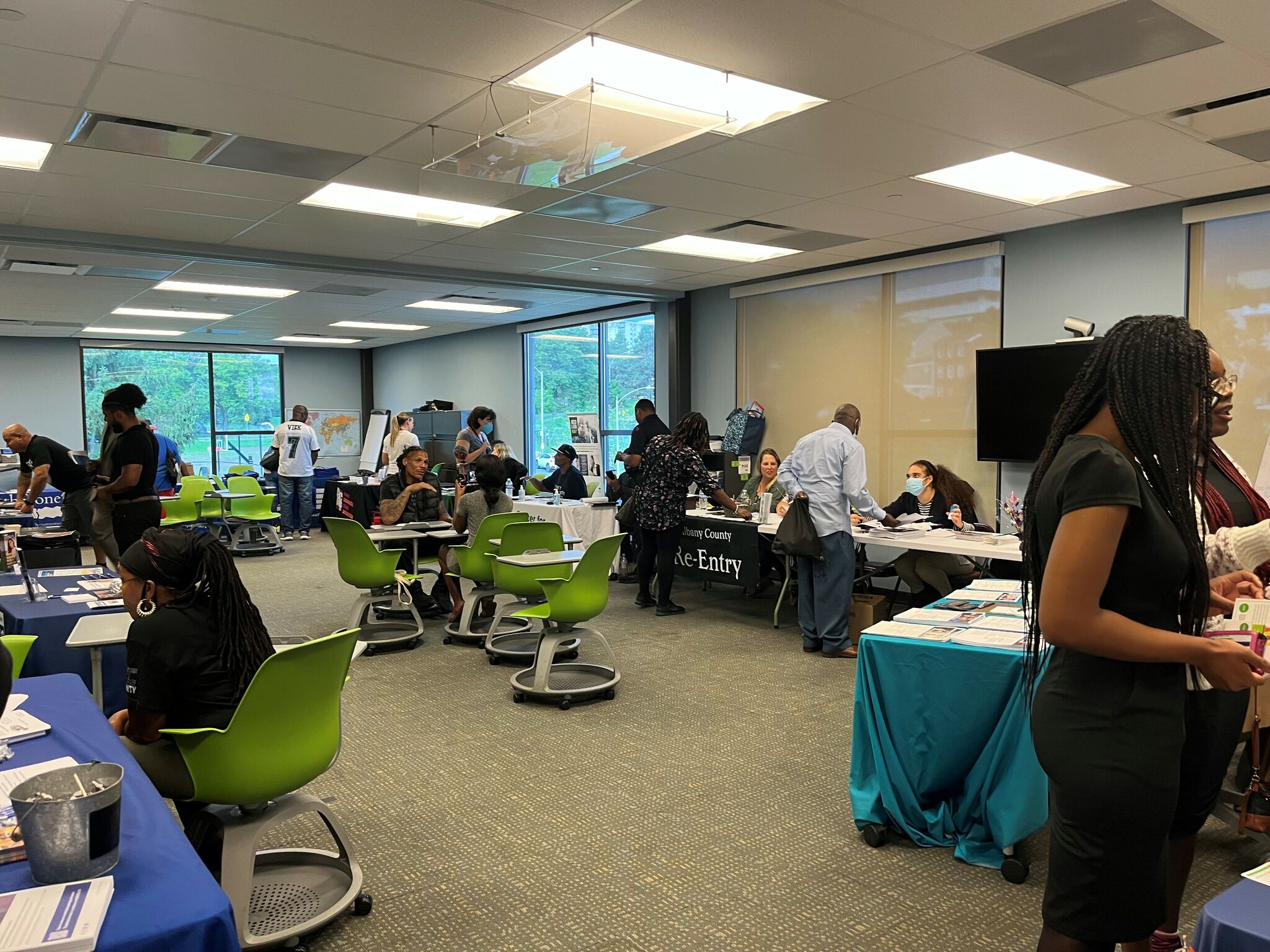 Resource fair empowers formerly incarcerated people to reenter workforce