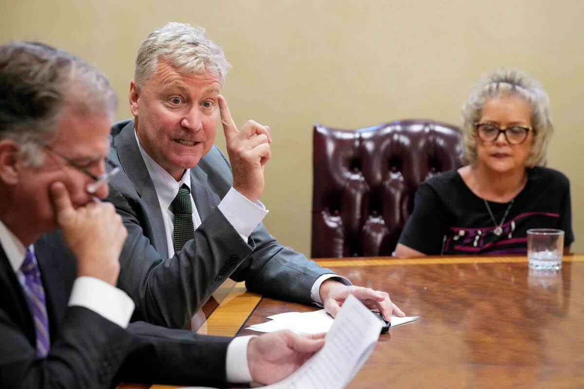 Harding Street families want cops dismissed from raid lawsuit