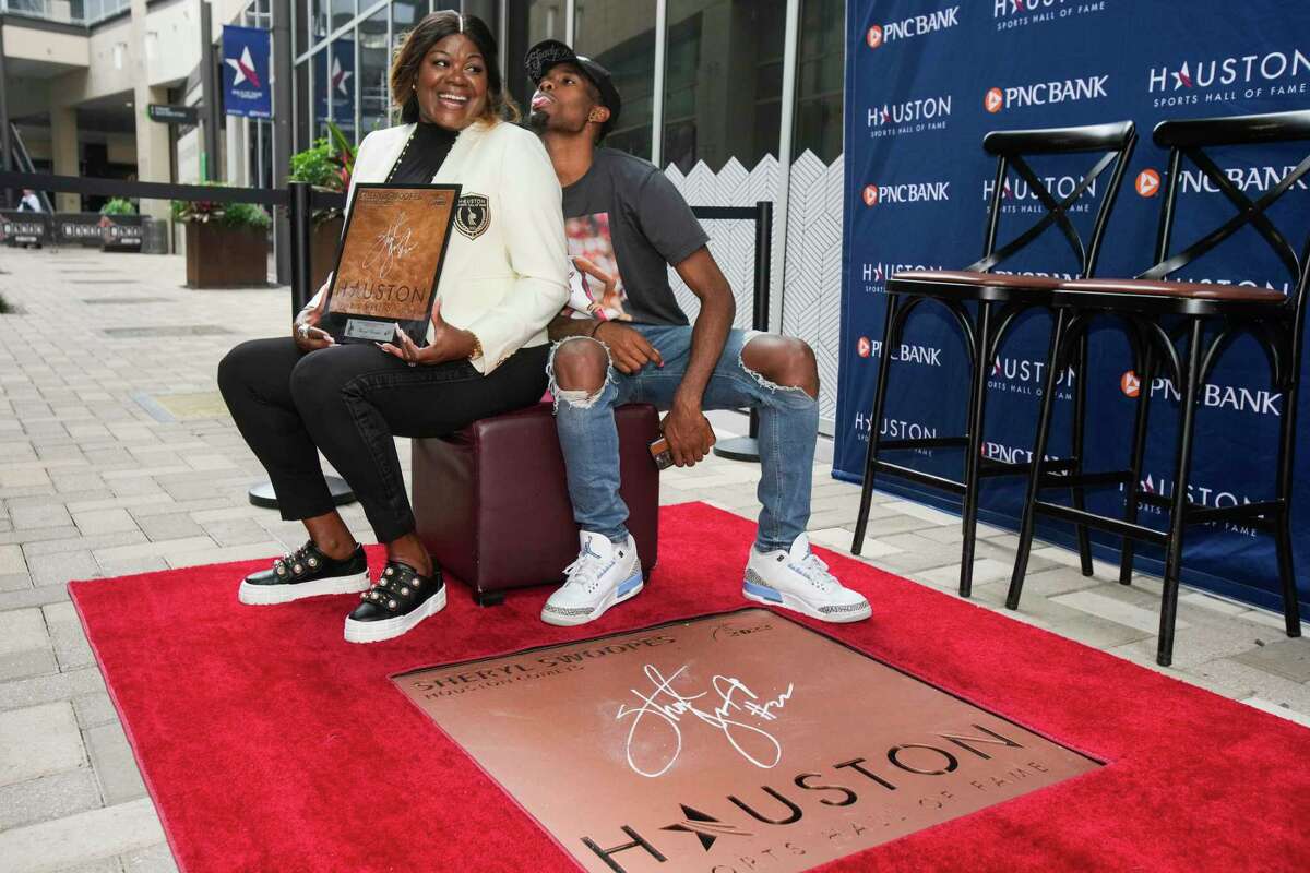 Local legends Roger Clemens, Clyde Drexler and Sheryl Swoopes received ...