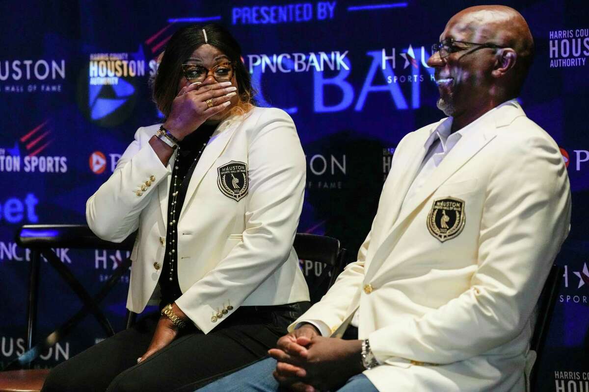 Local legends Roger Clemens, Clyde Drexler and Sheryl Swoopes received ...