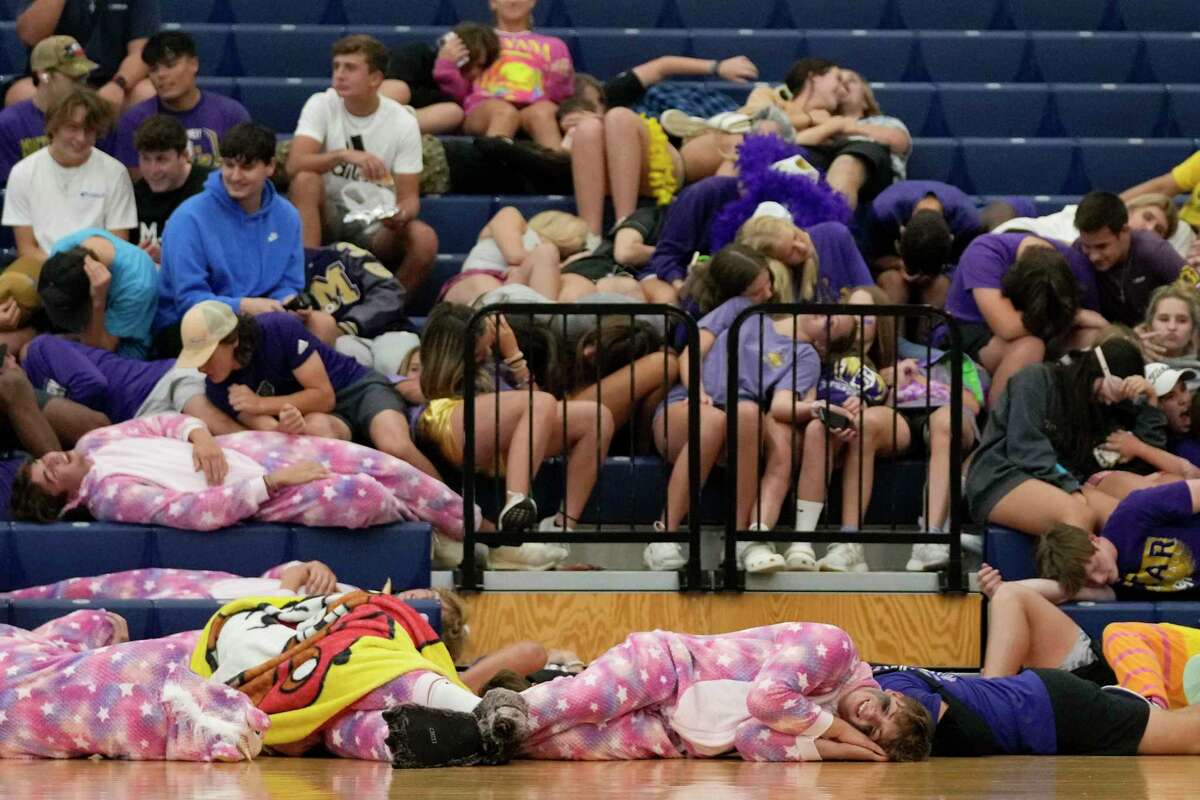 High school volleyball: Lake Creek takes District 21-5A win over Montgomery