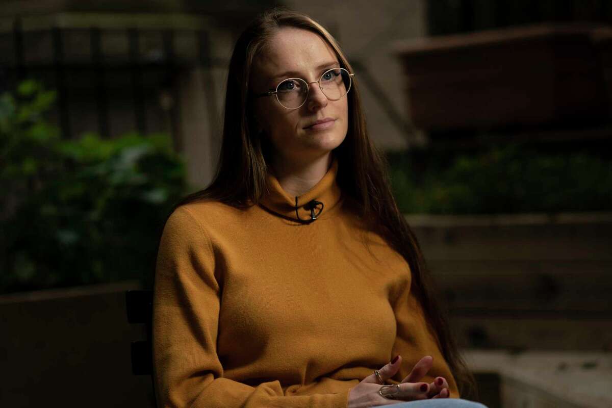 Charlotte Bennett files federal lawsuit against Cuomo, top former staffers