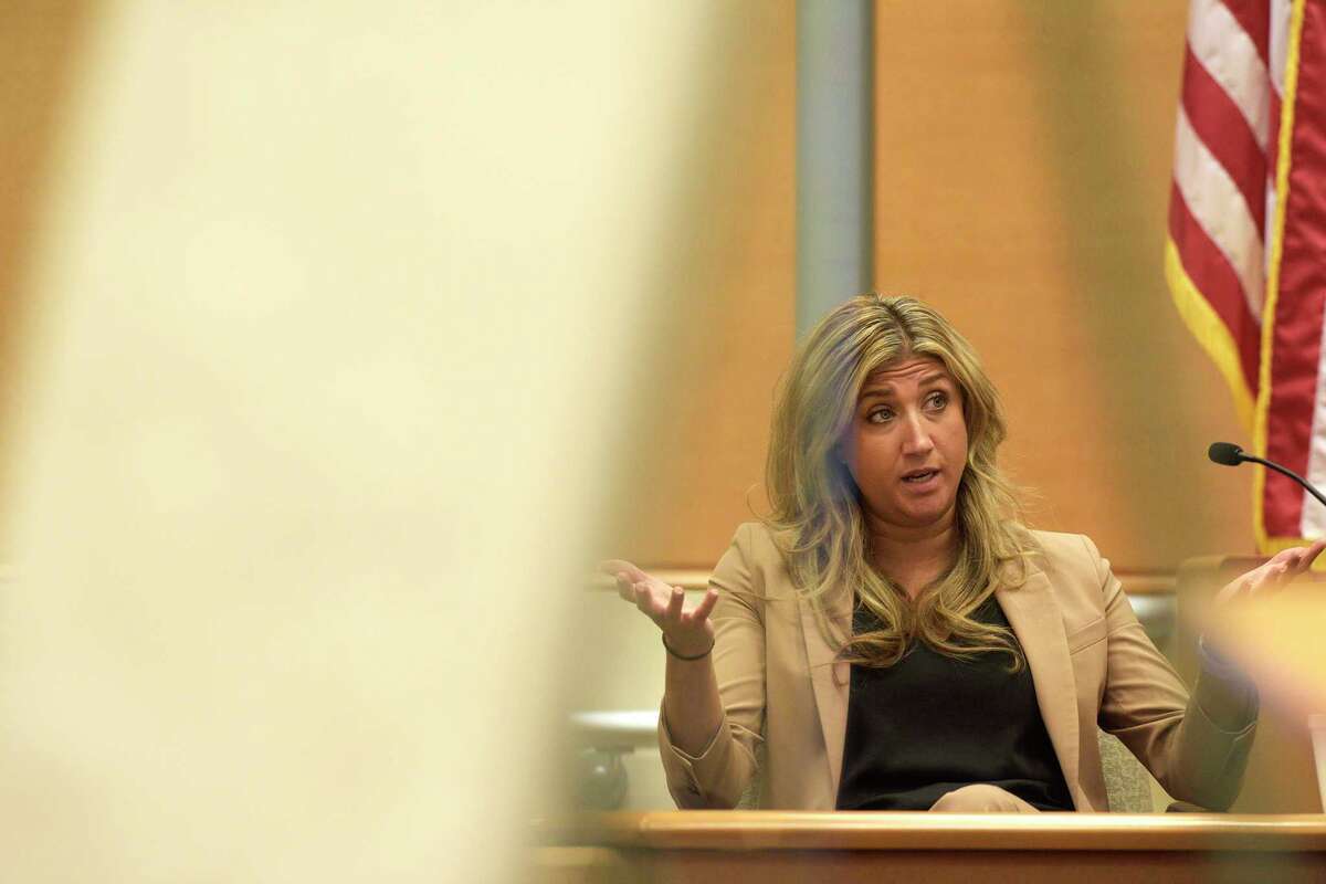 Alex Jones Sandy Hook trial in CT: Highlights from day 2