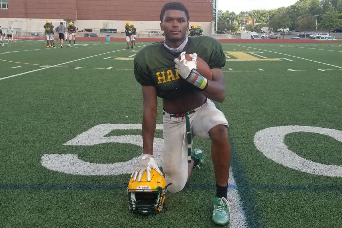 Shawn Mills Jr. impacting both sides of ball for Hamden football
