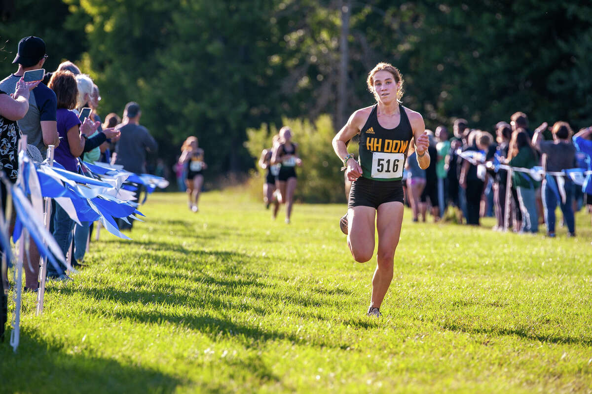 PHOTOS: Dow and Midland track teams run at Northwood
