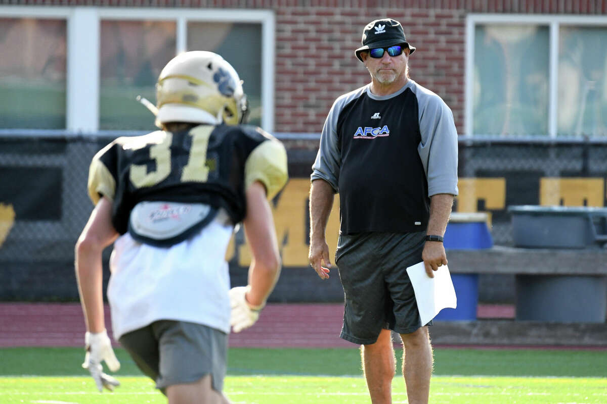 Hand football players working to replace CT all-state stars
