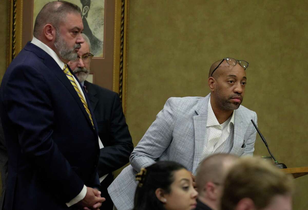 Bail bond siblings face continued scrutiny in Harris County meeting ...