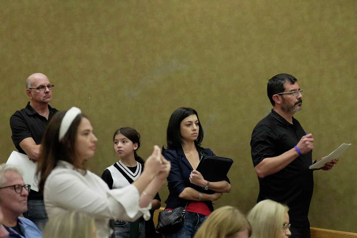 Bail bond siblings face continued scrutiny in Harris County meeting ...