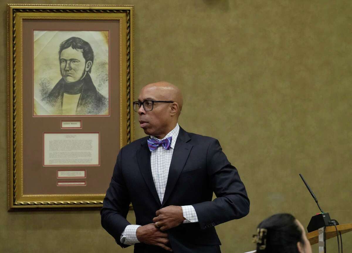 Bail bond siblings face continued scrutiny in Harris County meeting ...