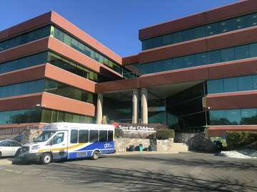 Fairfield Woods Middle School dean abruptly resigns, officials say