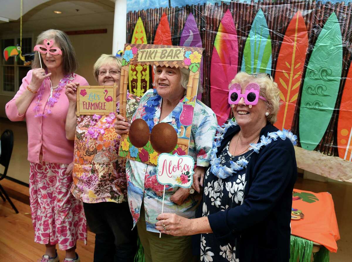 Shelton seniors gather for luau to close out summer