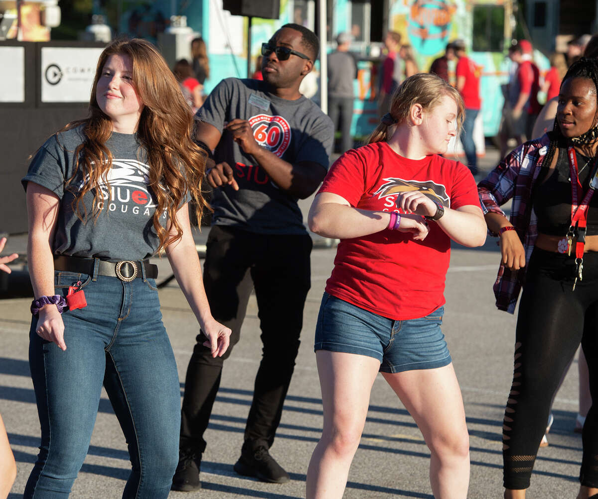 Southern Illinois University Edwardsville's Homecoming kicks off ...