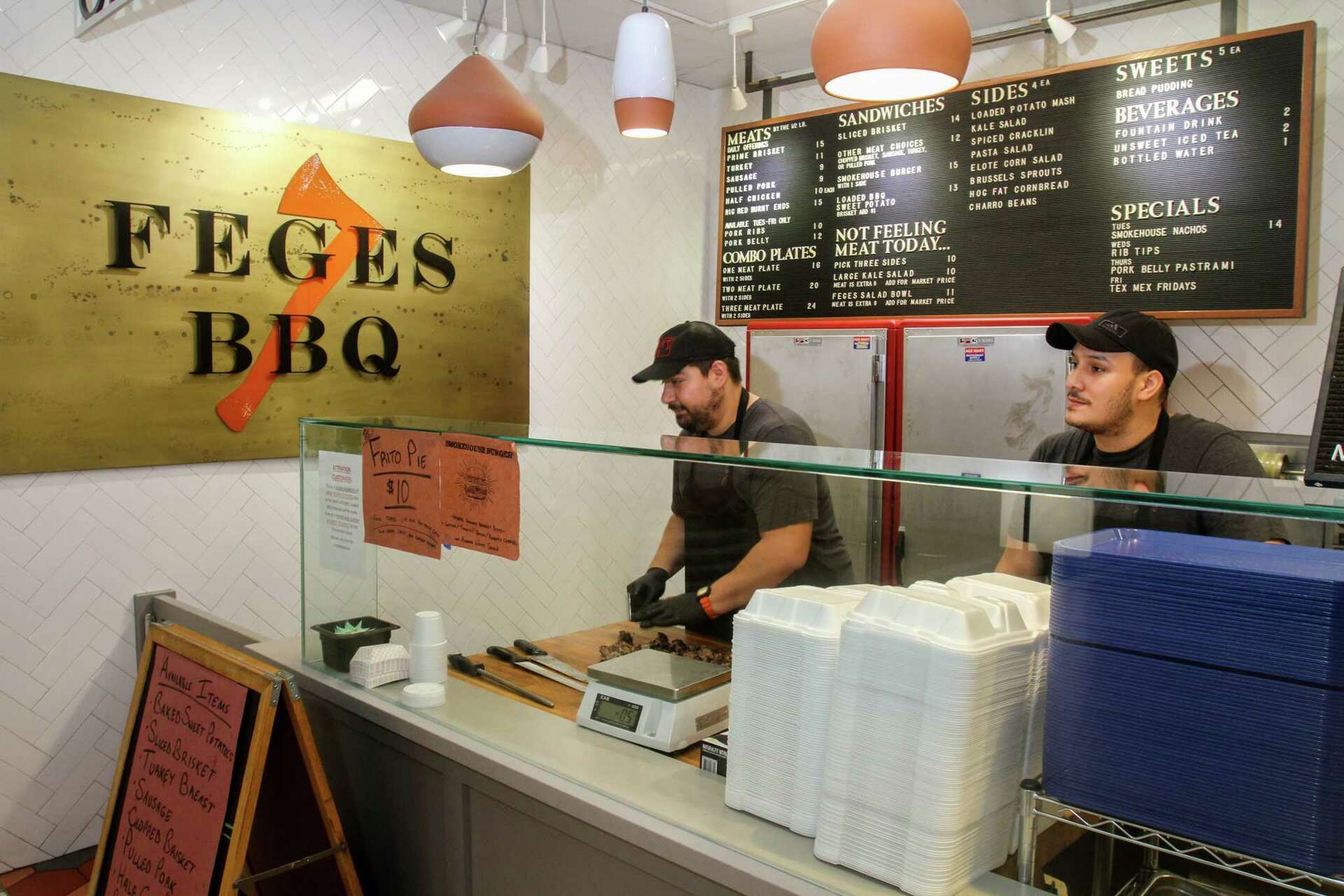 Army vet pitmaster at Feges serves free barbecue to veterans