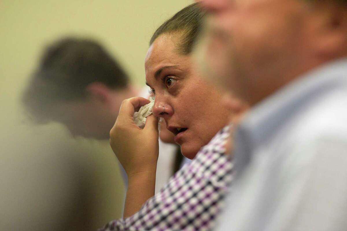 Sandy Hook families’ quiet presence in Alex Jones defamation trial ...