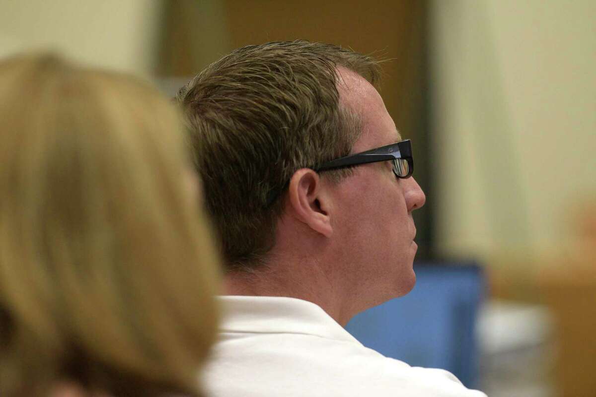 Sandy Hook families’ quiet presence in Alex Jones defamation trial ...