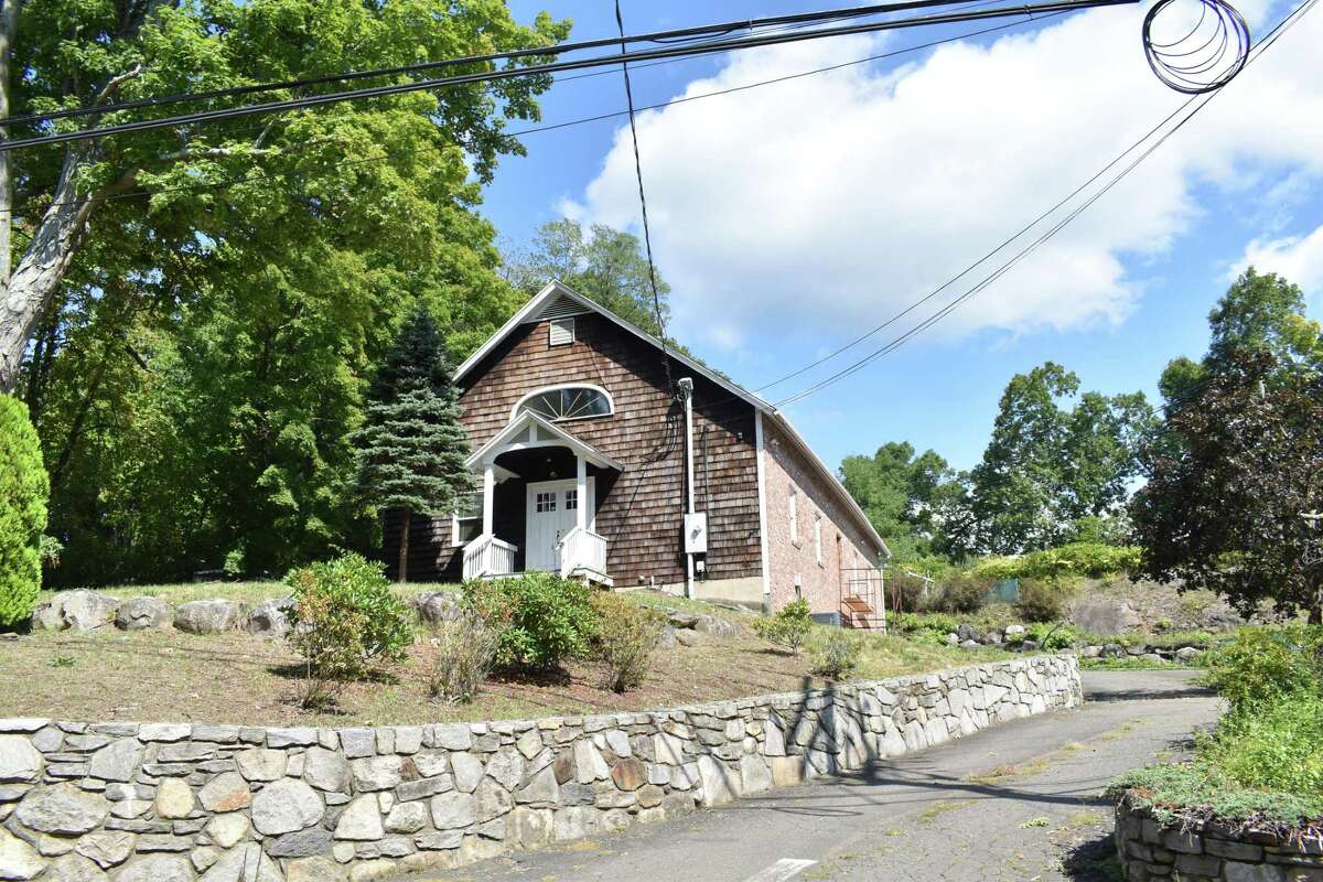 Apartments proposed for former day care center in Redding, where single ...