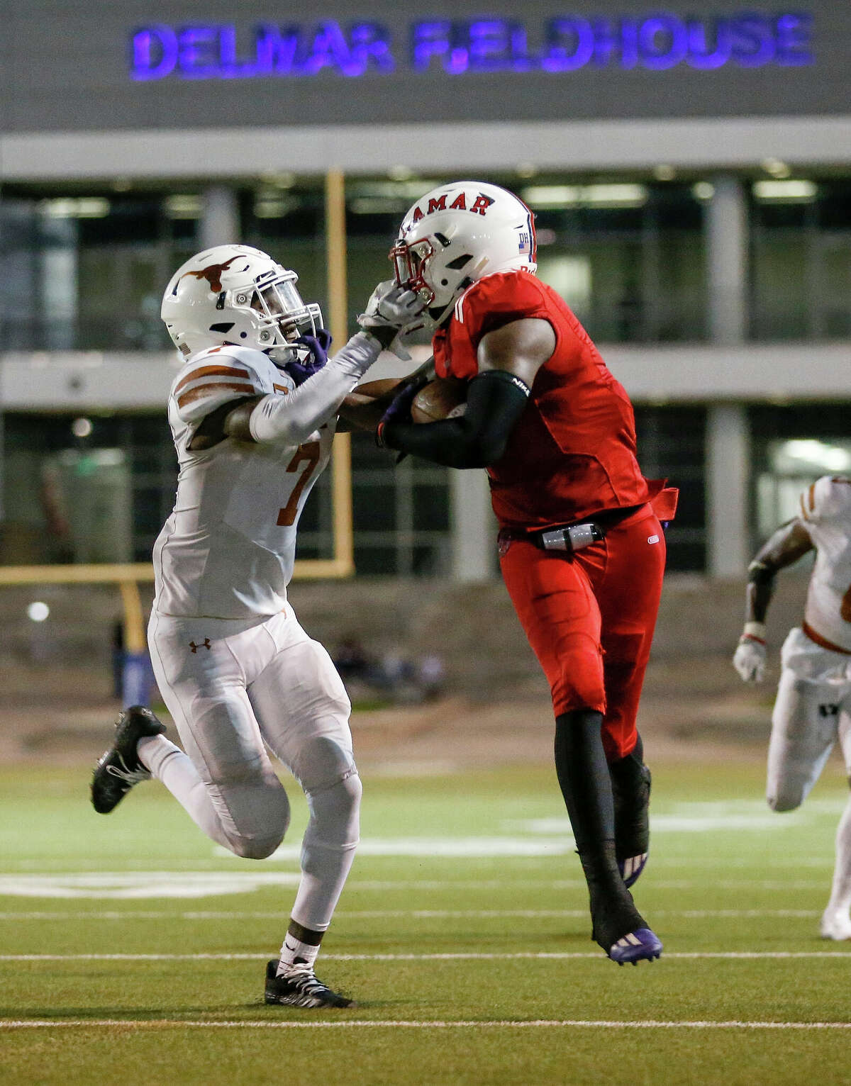 Lamar Texans rout Dobie Longhorns, cap nondistrict schedule