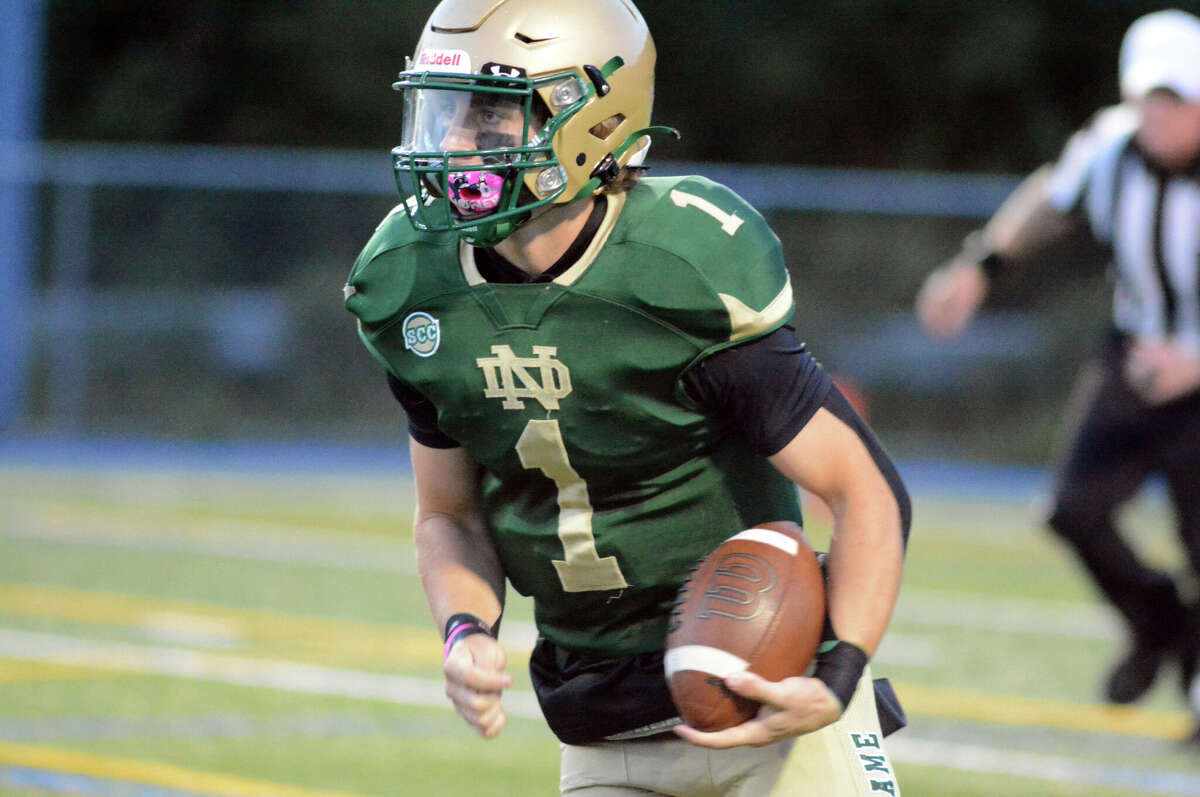 Matteao Petruzziello's late TD leads Notre Dame-West Haven to one score ...