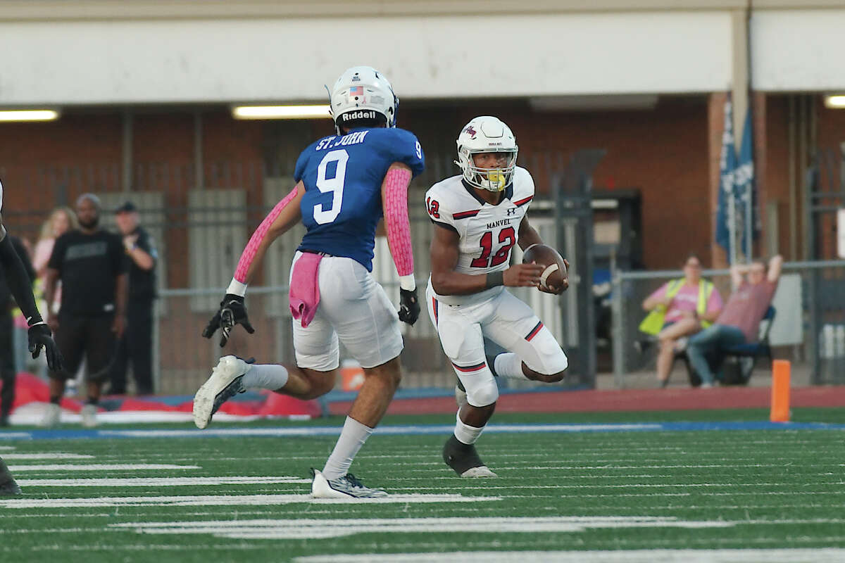 Manvel Mavericks bounce back against Friendswood Mustangs