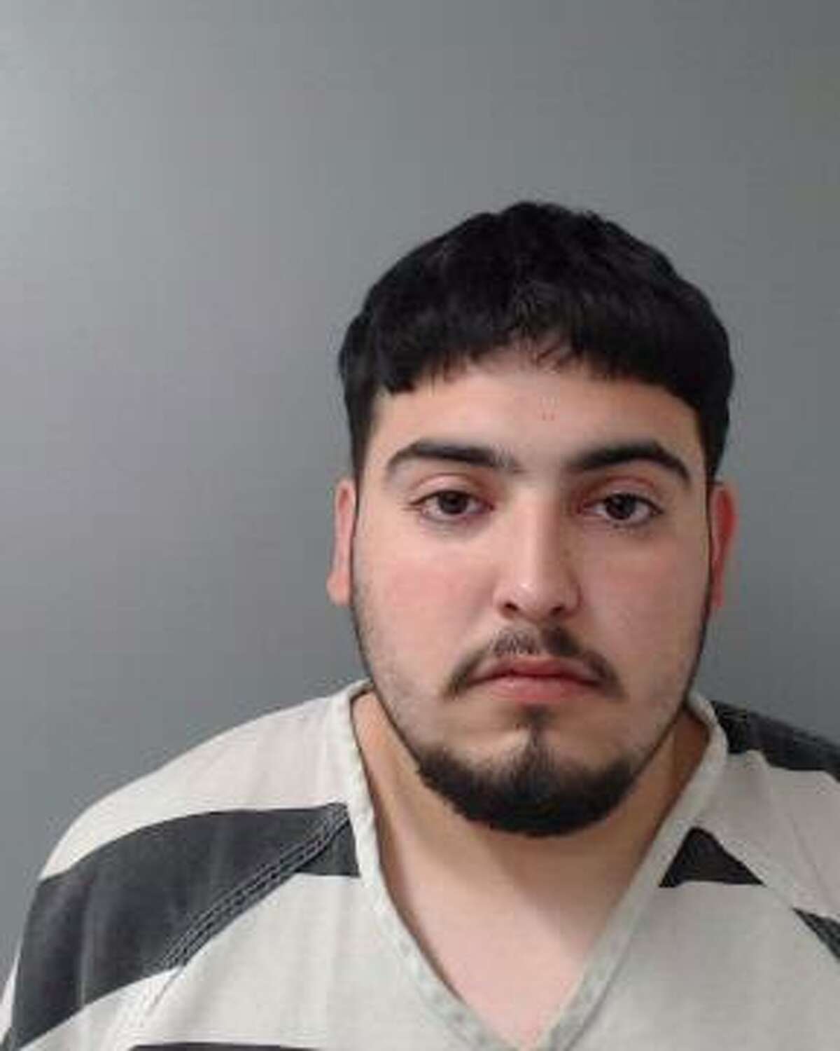 FBI arrests five men in Laredo, including murder suspect