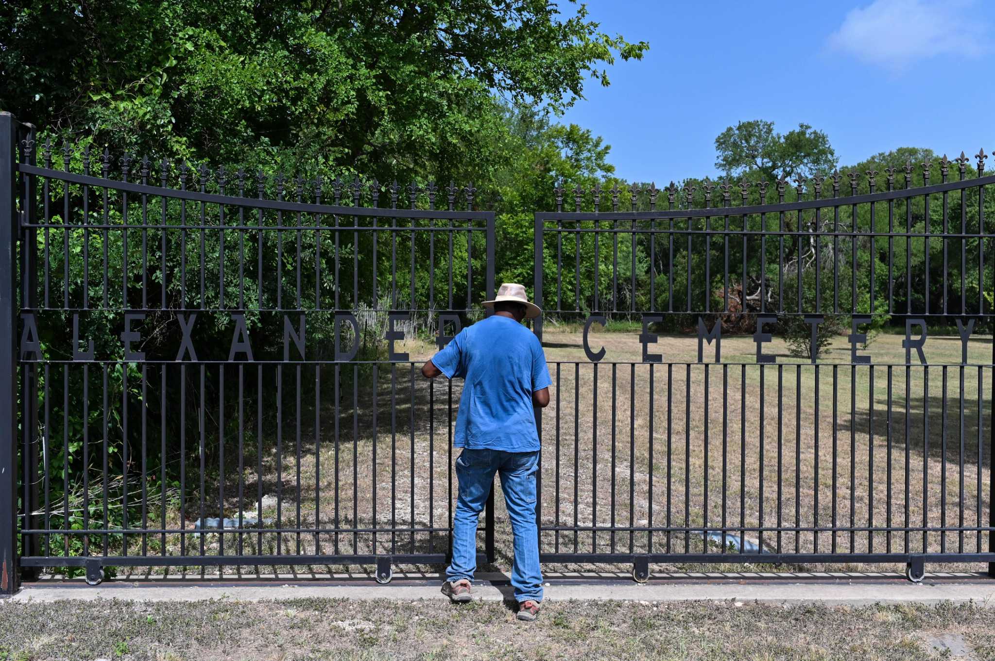 Black Texas farmers fight state’s efforts to seize land