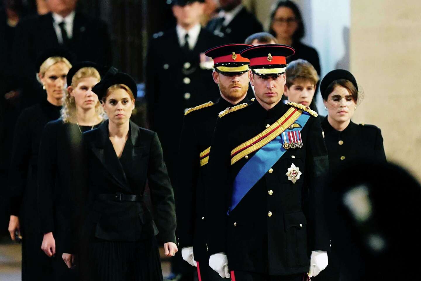 Princes William and Harry hold silent vigil beside Queen Elizabeth II's ...