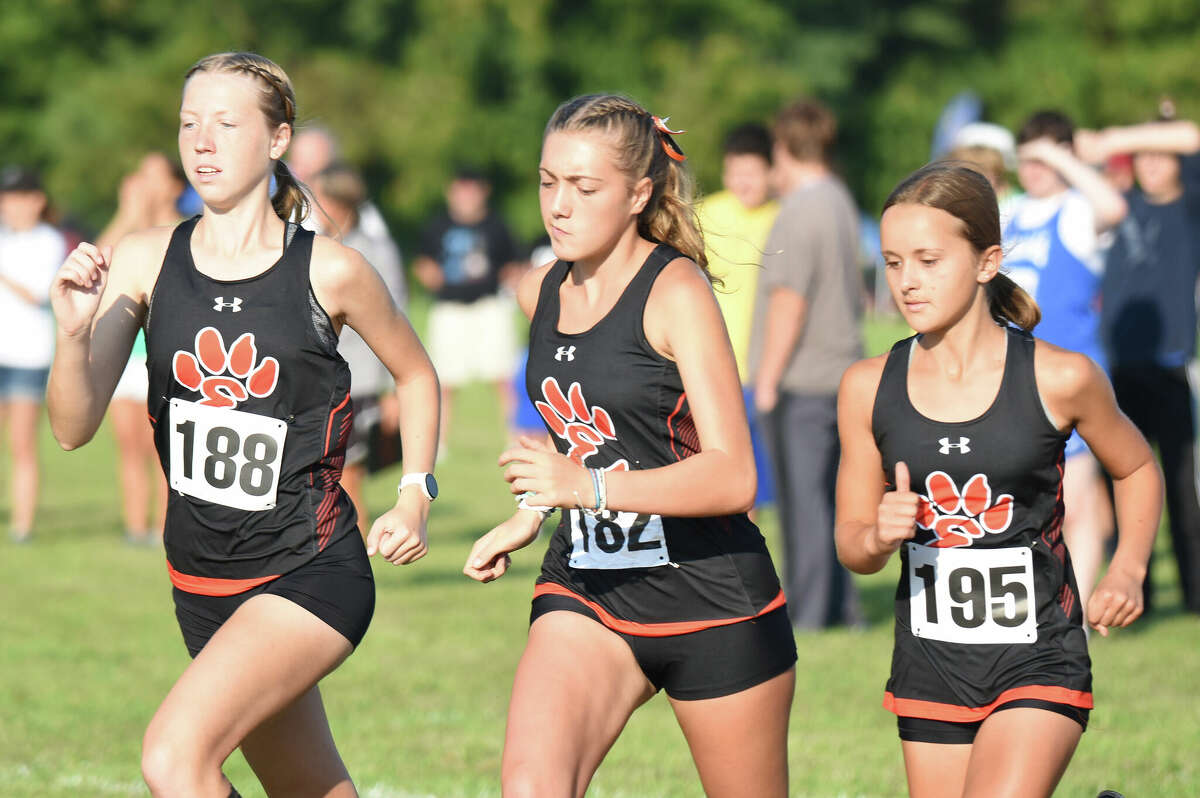 SATURDAY CROSS COUNTRY ROUNDUP: Tigers sweep invite at SIUE