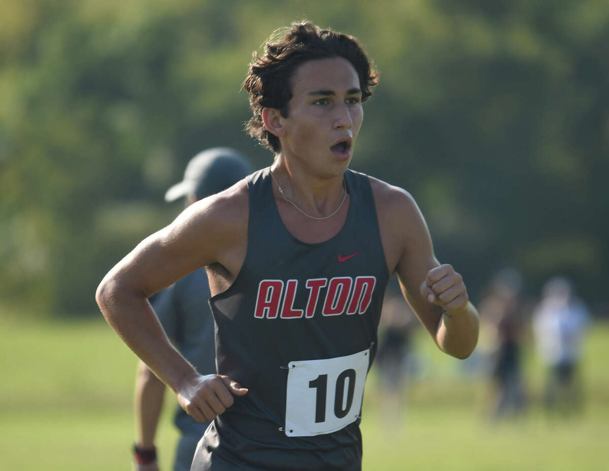 SATURDAY CROSS COUNTRY ROUNDUP: Tigers sweep invite at SIUE