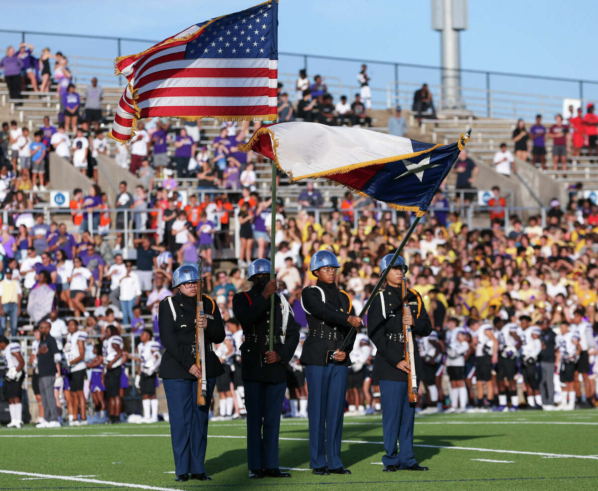Ridge Point Panthers defeat Fort Bend Hightower Hurricanes