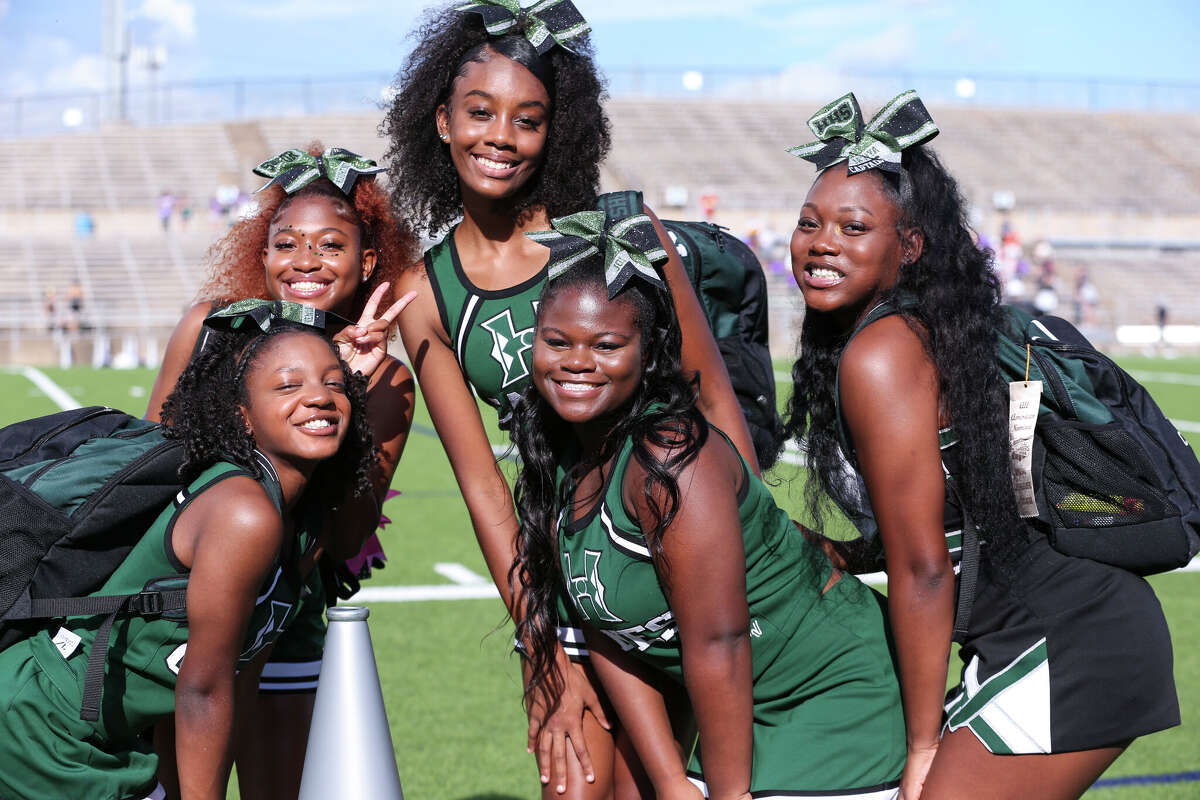 Ridge Point Panthers defeat Fort Bend Hightower Hurricanes
