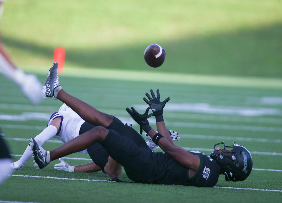 Ridge Point Panthers defeat Fort Bend Hightower Hurricanes