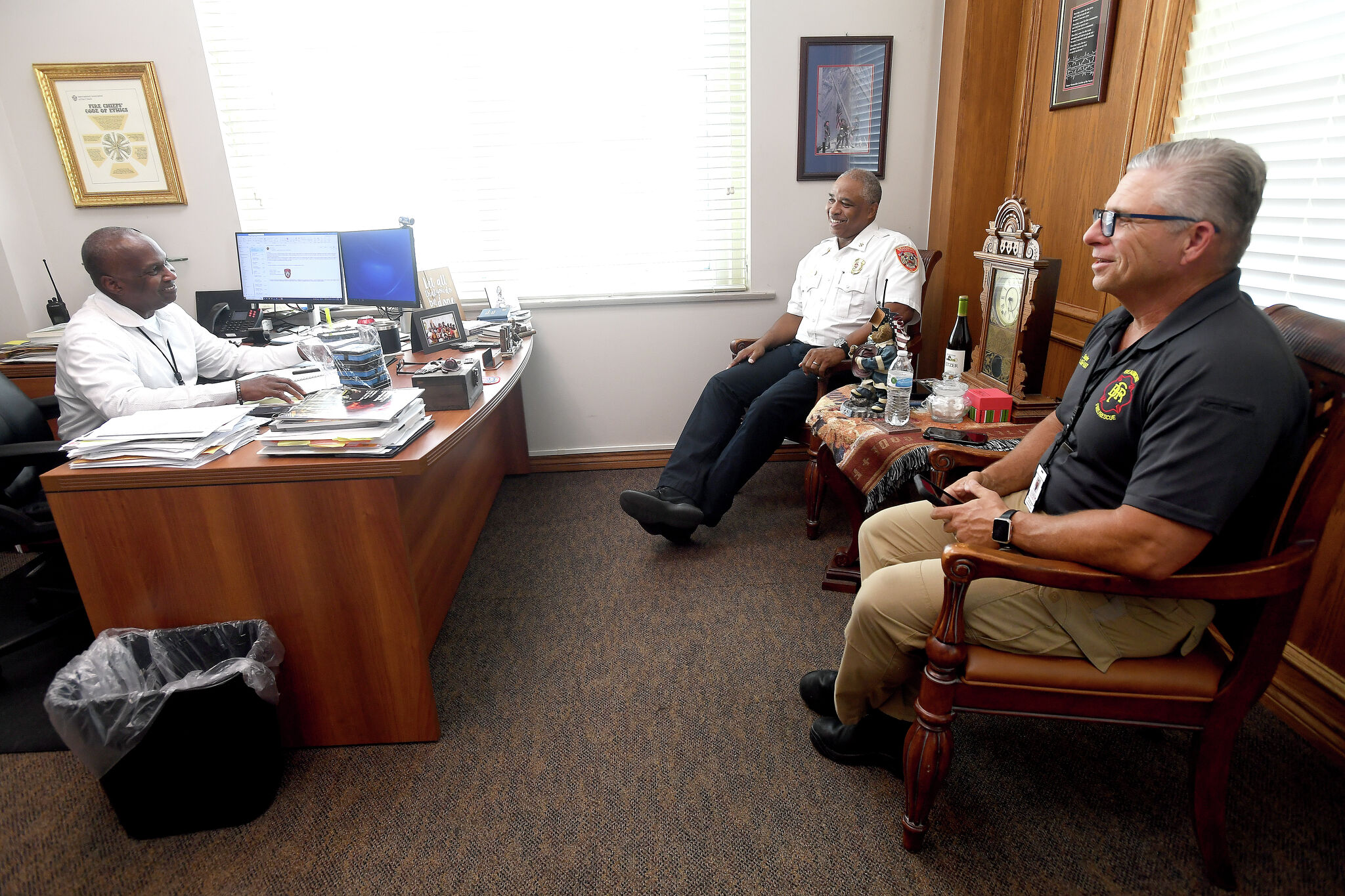 Beaumont firefighters express no confidence in fire chief, assistant