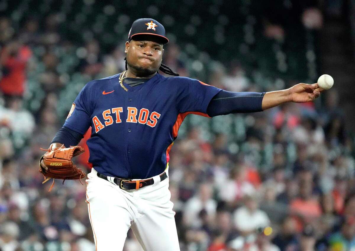 Astros' Framber Valdez sets MLB mark with 25th quality start in row