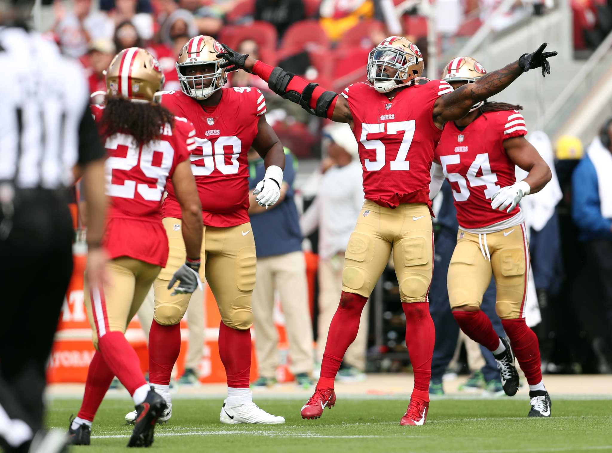 49ers Kyle Shanahan Irked By McCaffrey Greenlaw Pro Bowl Snubs