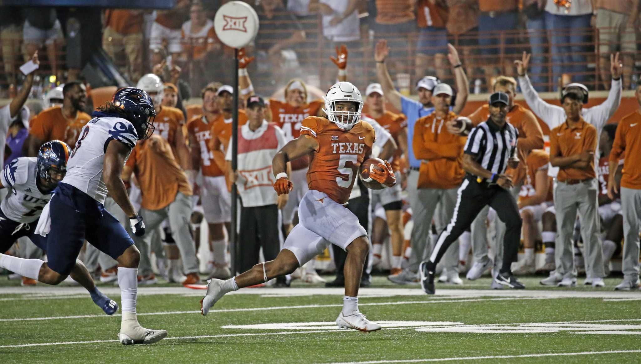 Texas football: Key numbers and trends through 3 games