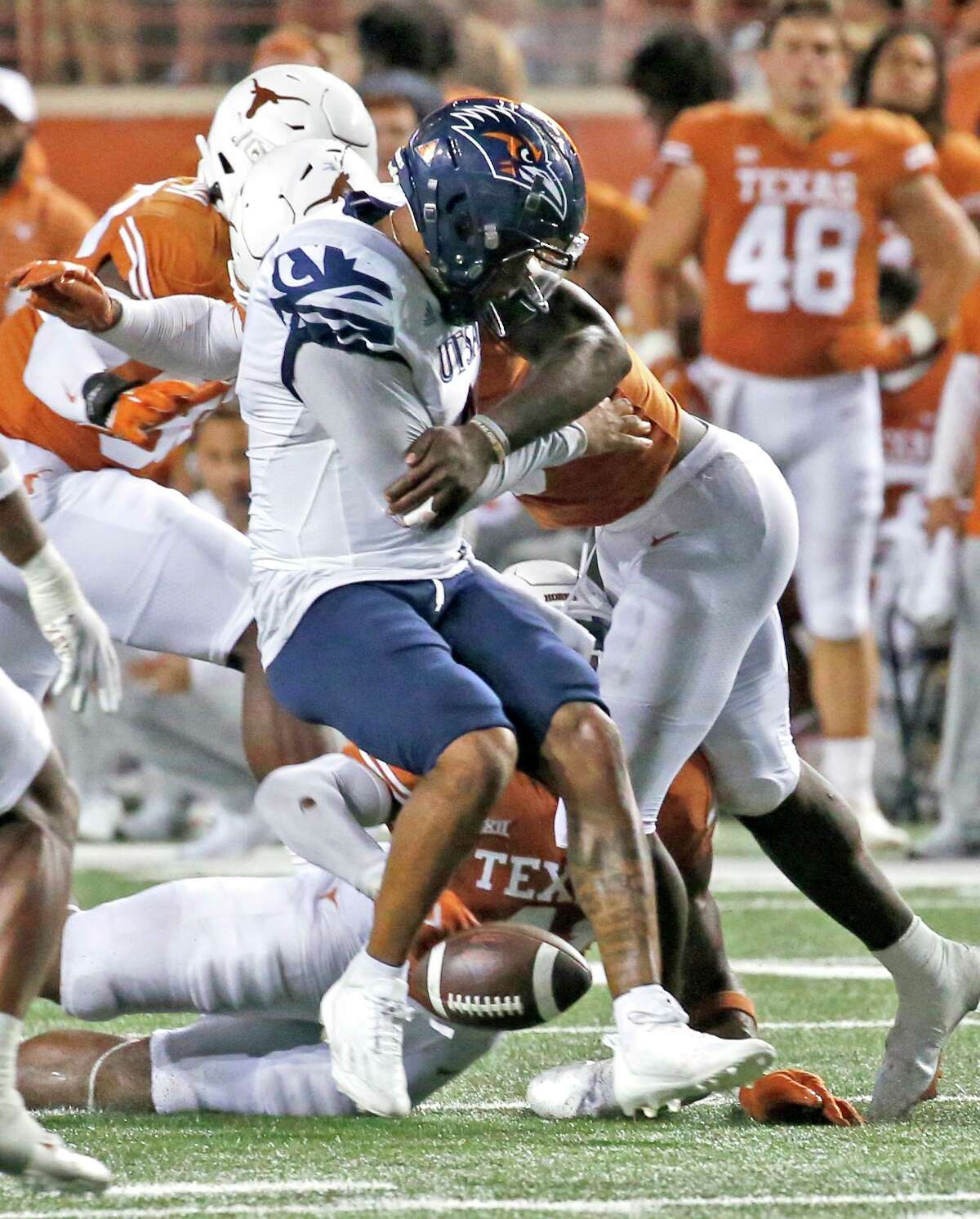 Roadrunners extra points: Texas 41, UTSA 20